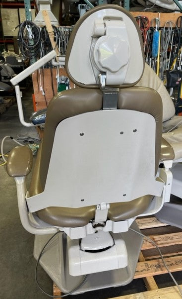 Adec Performer 8000 Chair – Pre-Owned Dental Inc.