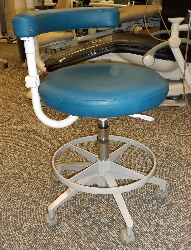 Adec Assistant Stool – Pre-Owned Dental Inc.