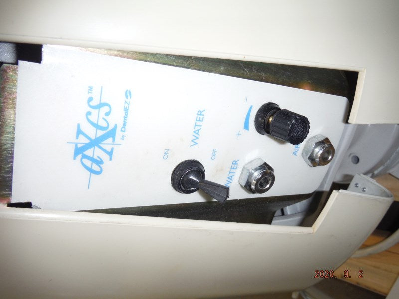 AXCS Side Delivery Unit with Assistant – Pre-Owned Dental Inc.