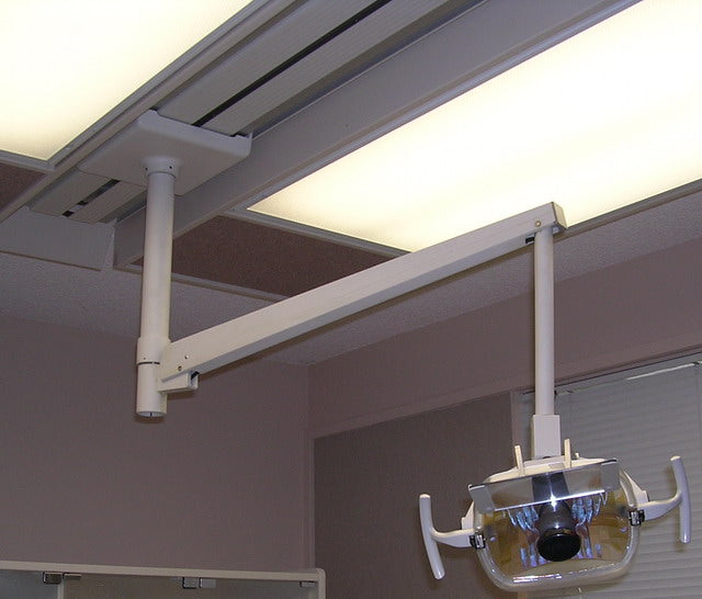 Adec 6300 Track Light – Pre-Owned Dental Inc.